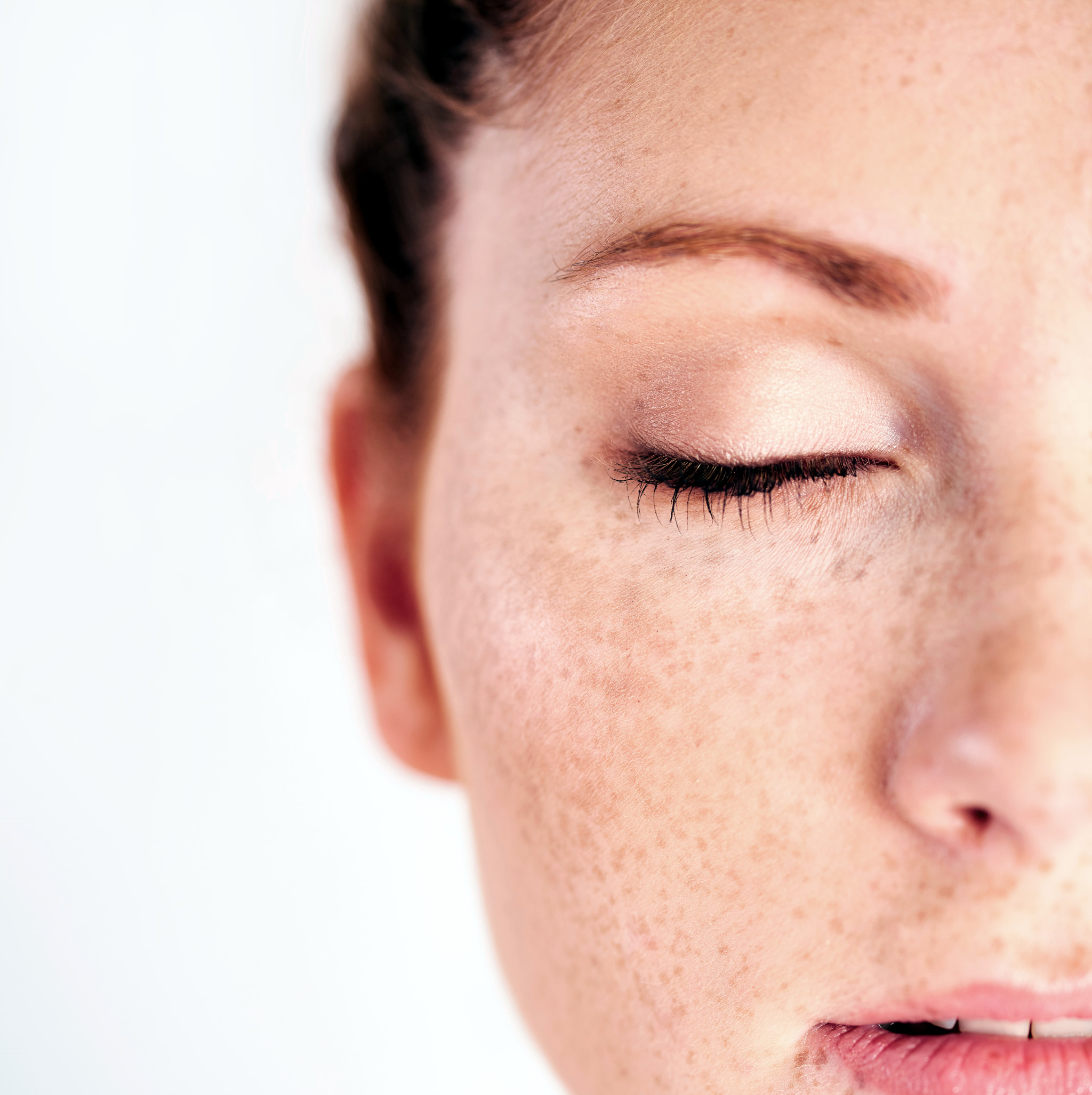 Procedimiento Micropigmentación de Pecas - Paola Gateno Studio